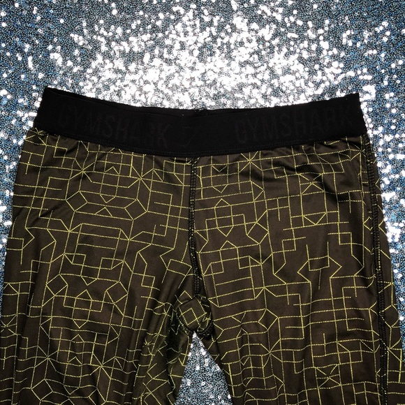 Gymshark | Pants & Jumpsuits | Gymshark Black And Neon Green Leggings ...
